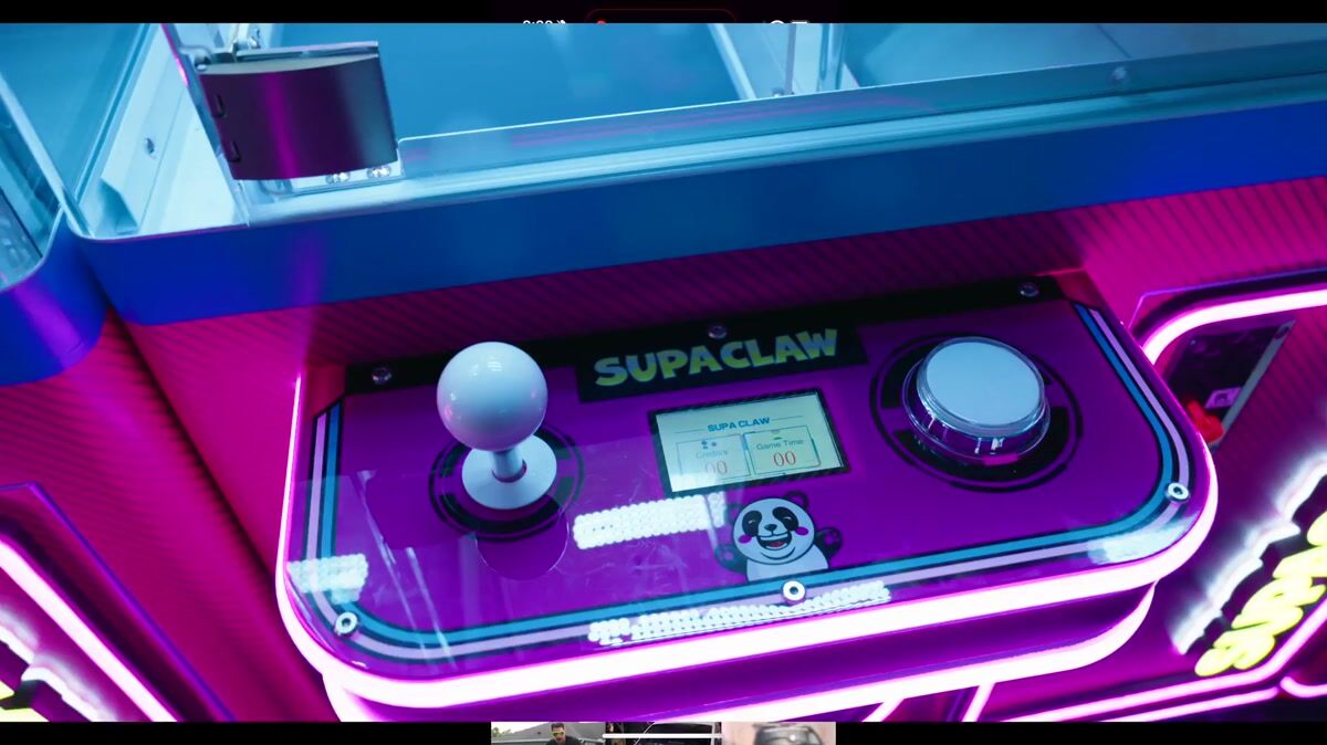 Claw Machine Arcade Las Vegas | Supa Claw