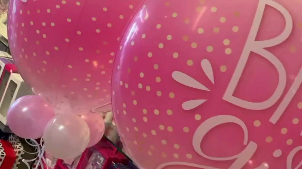 Balloons & Flowers Decorations | Collection & Delivery Available ...